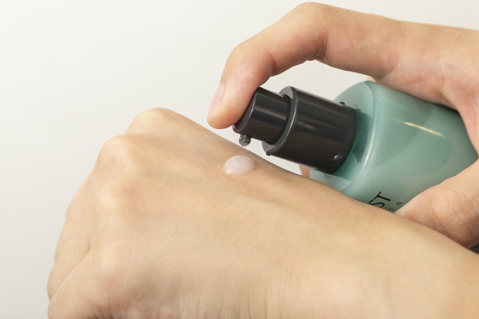 Review: 6 Rekomendasi Face Emulsion Terbaik untuk Pria (Terbaru Tahun ...